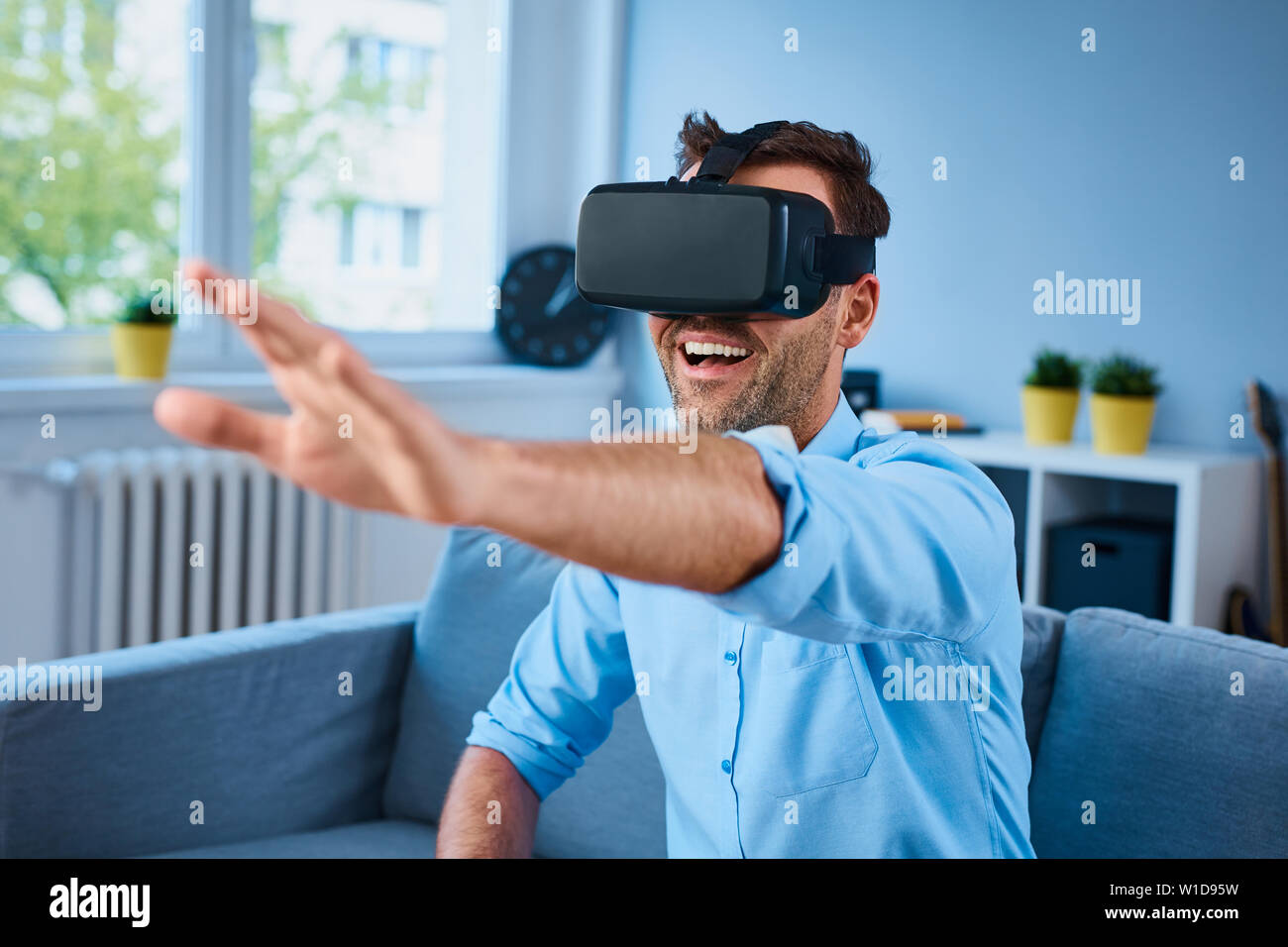 Playing games interactive hi-res stock photography and images - Alamy