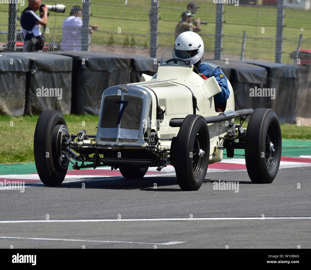 Julian Wilton, ERA R7B, Historic and Vintage Seaman Trophies Race ...