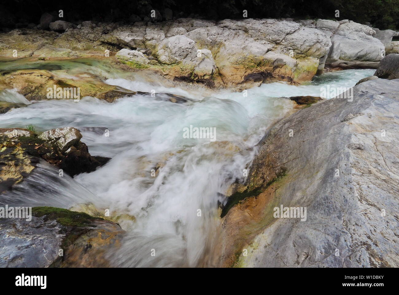 Fiume serio hi-res stock photography and images - Alamy