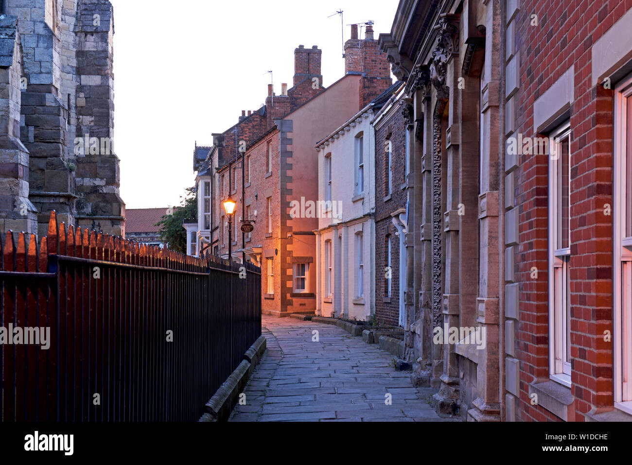 Churchside at dusk, Howden, East Yorkshire, England UK Stock Photo - Alamy