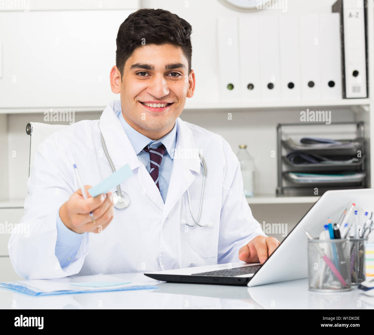 Doctor is giving the conclusion about health of client in clinic Stock ...
