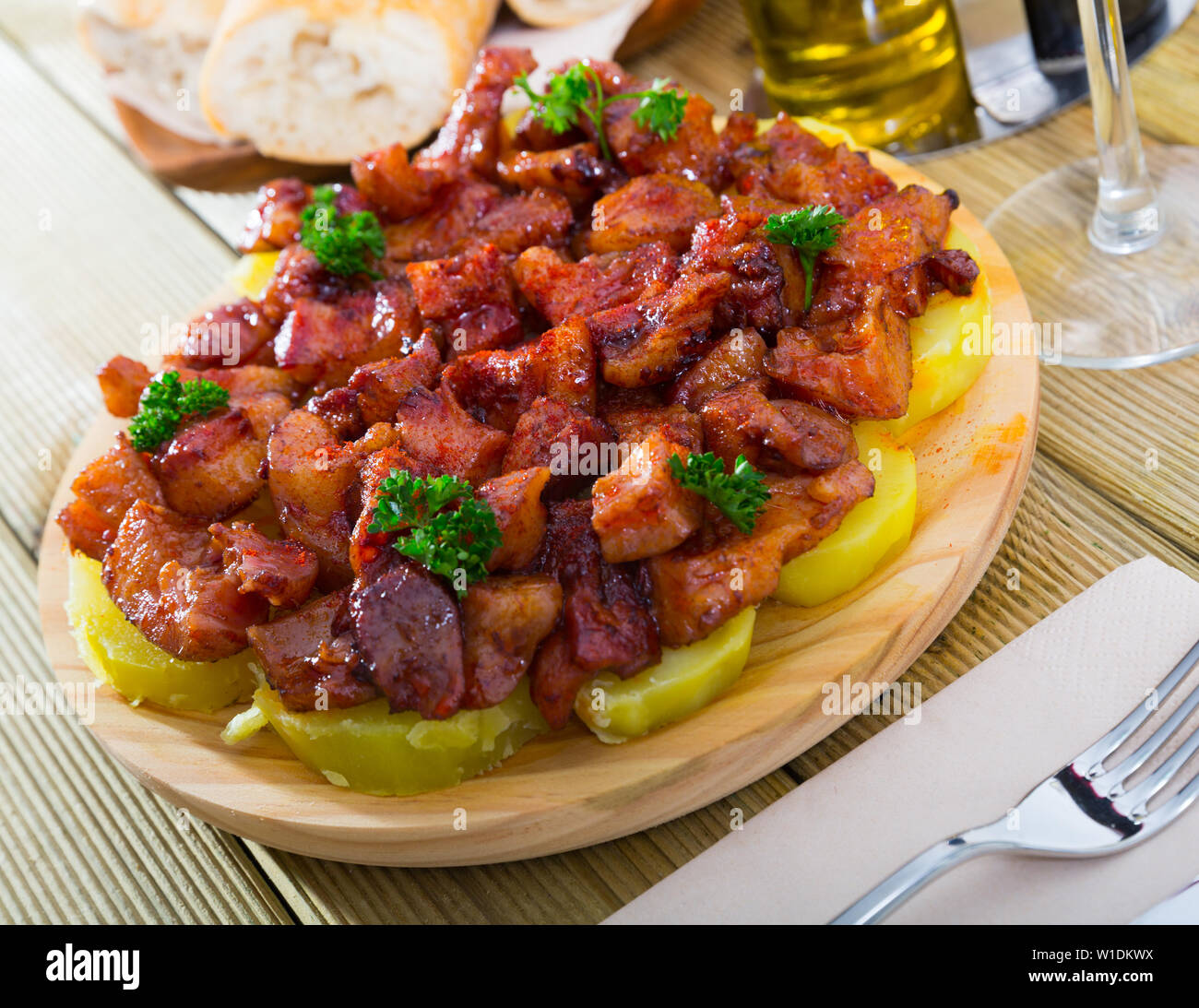Morro a la gallega. Typical Spanish dish from Galicia of roasted cut ...