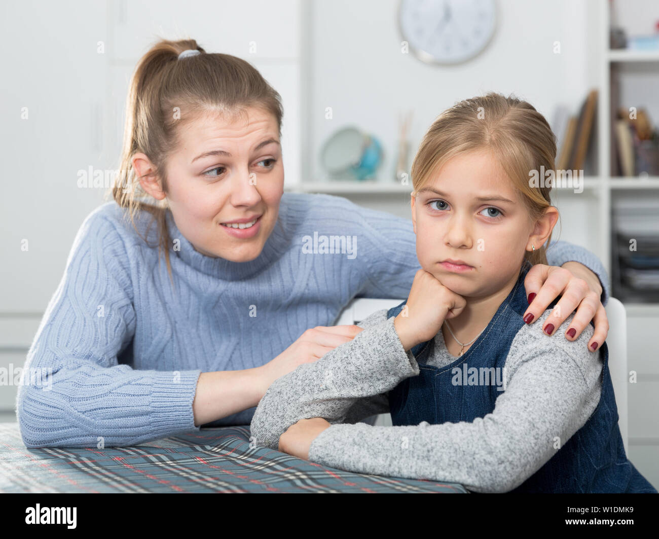 Mother ashamed daughter hi-res stock photography and images - Alamy