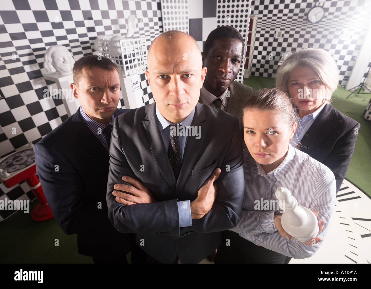 Business man women standing poses hi-res stock photography and images ...