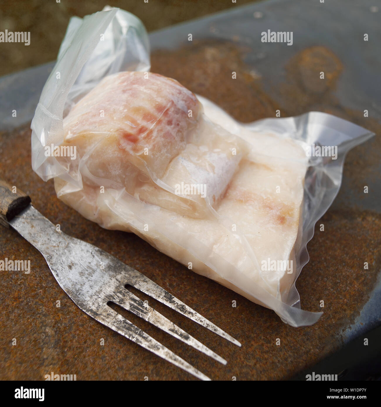 Cellophane fish hi-res stock photography and images - Alamy