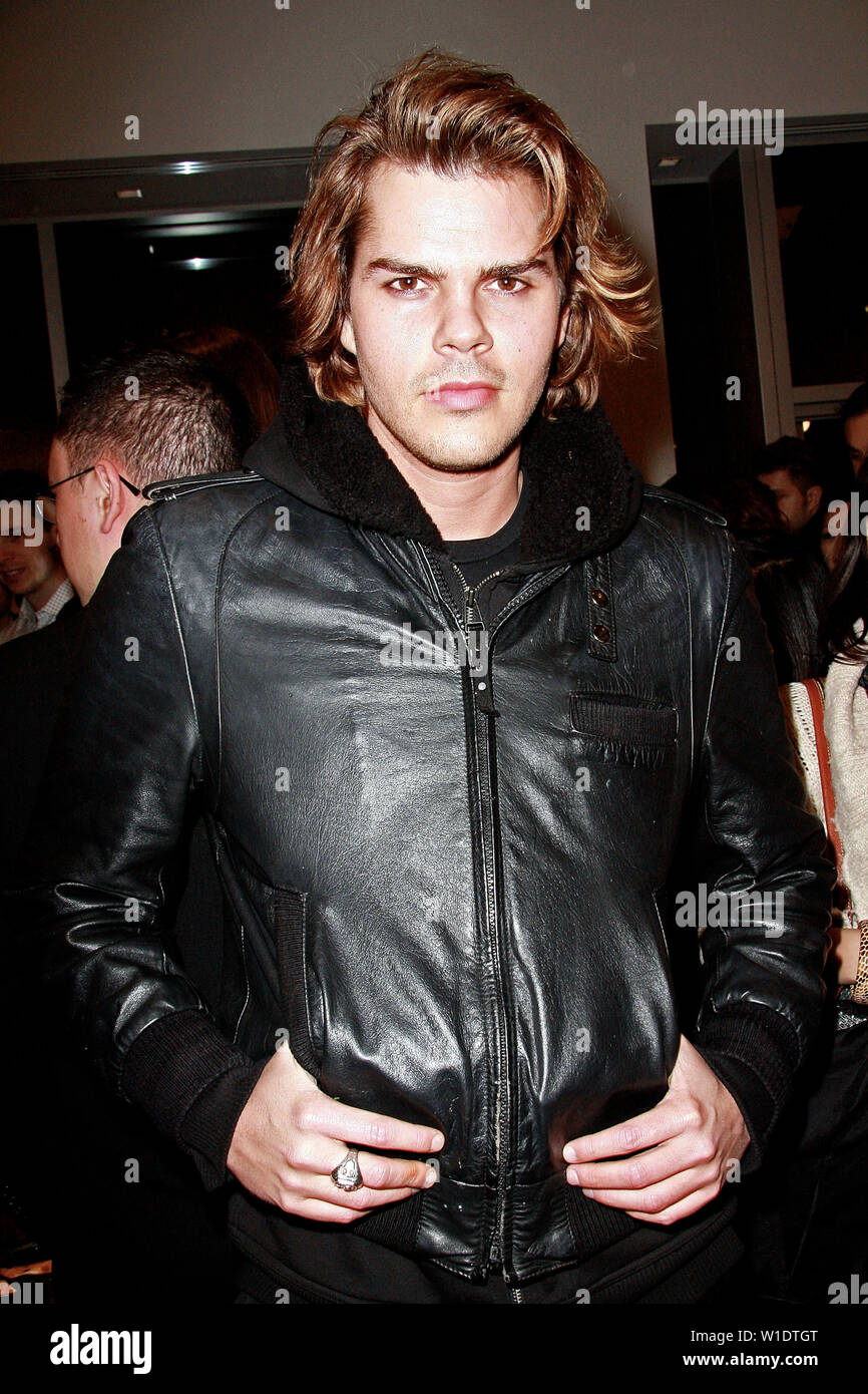 New York, USA. 5 February, 2009. Artist, David Foote at the opening of the Loris Diran Flagship ...