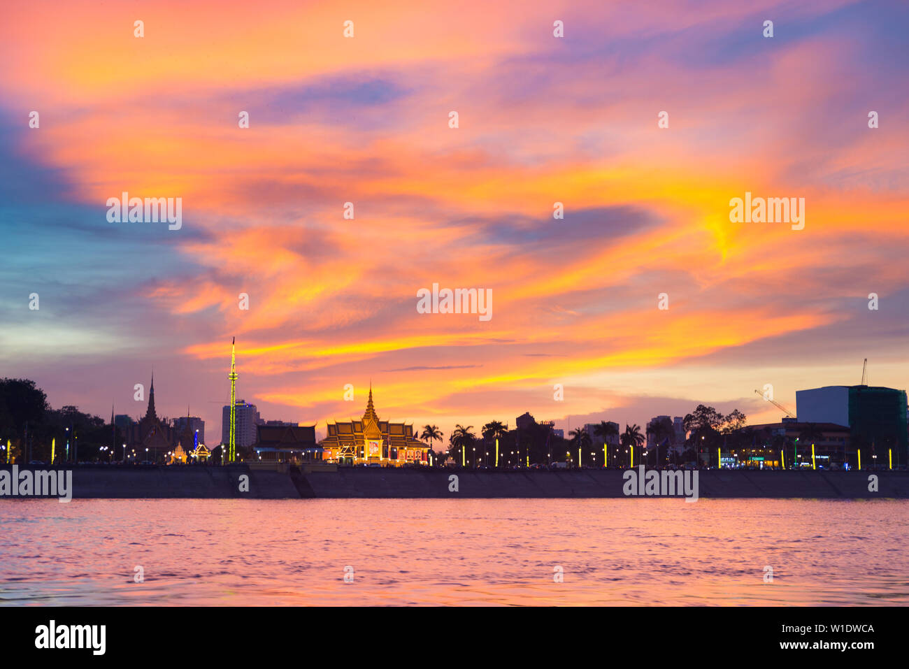 Phnom penh skyline silhouette hi-res stock photography and images - Alamy