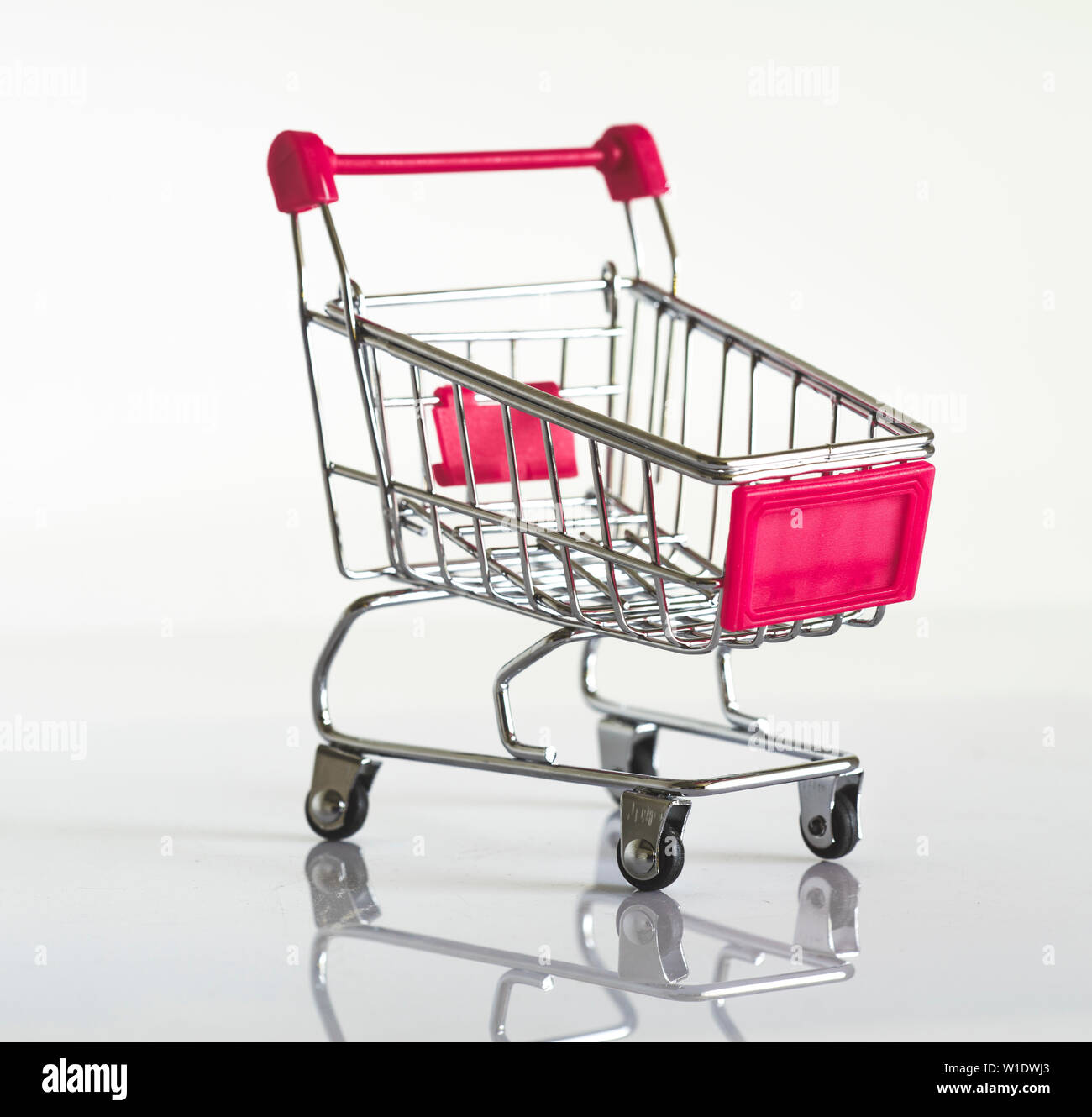 Grocery Supermarket Realistic Trolley Cart, Empty Shopping Cart for ...