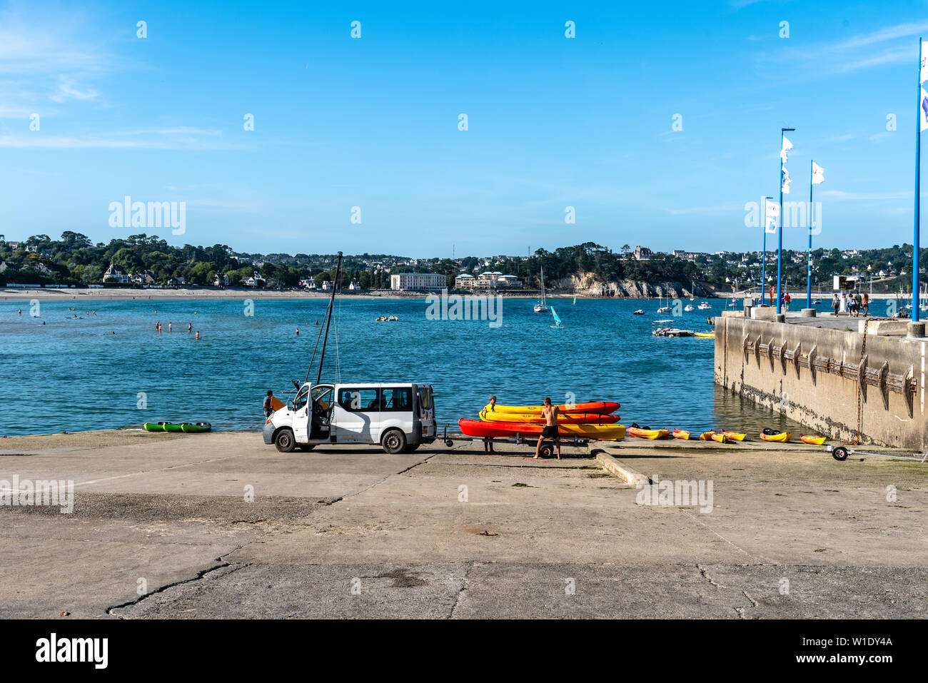 Crozon morgat hi-res stock photography and images - Alamy