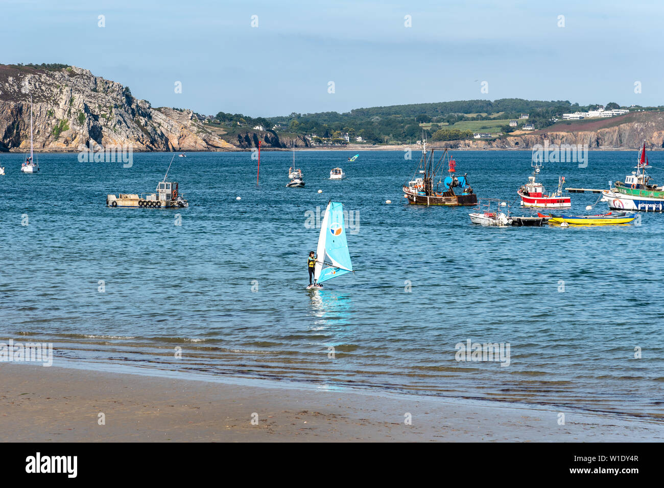 Crozon morgat hi-res stock photography and images - Alamy