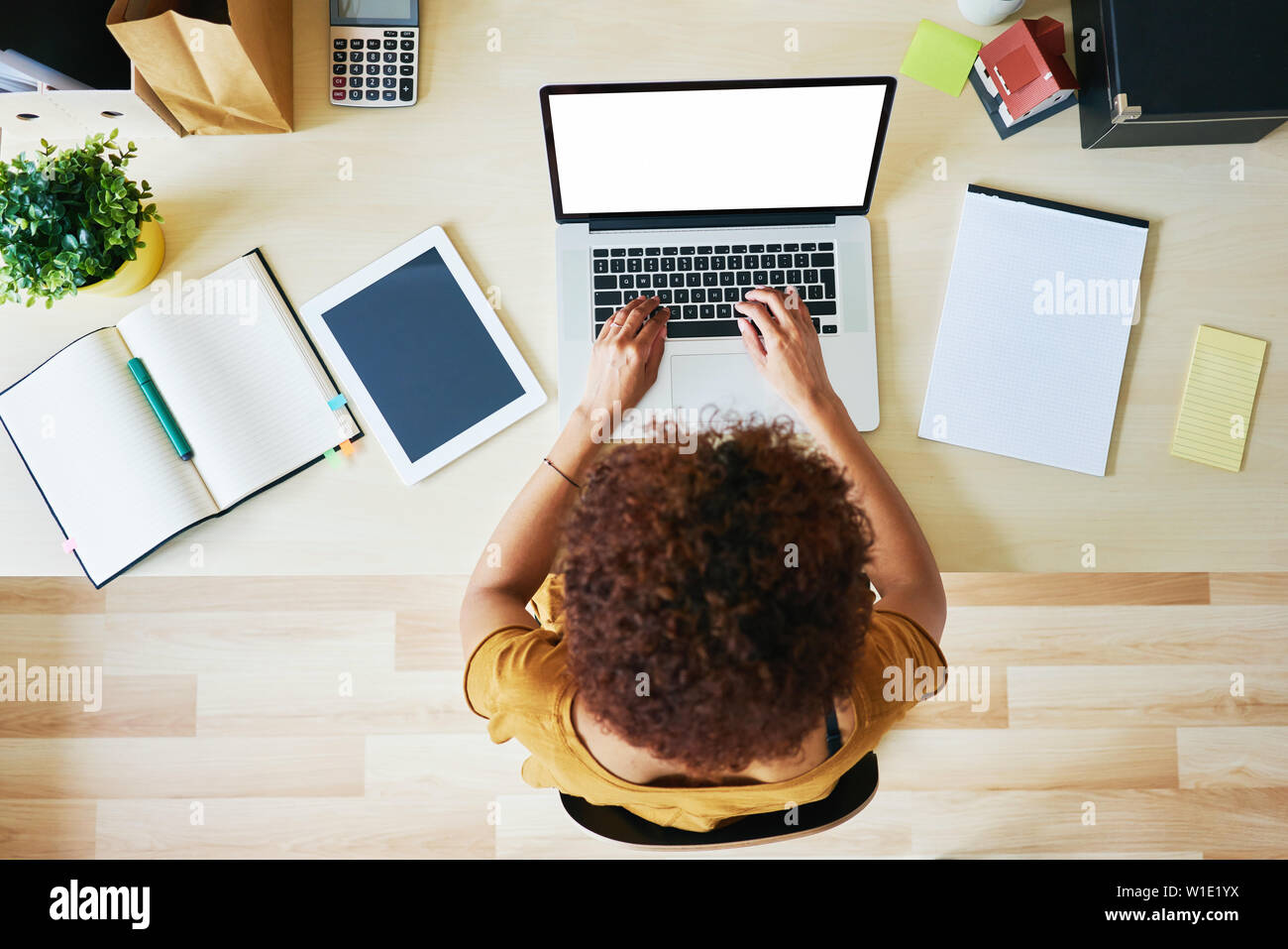 Working from home empty office hi-res stock photography and images - Alamy