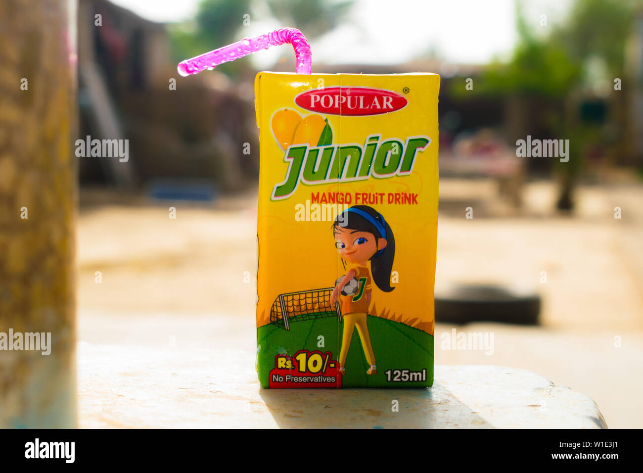 Pakistan fruit hi-res stock photography and images - Alamy