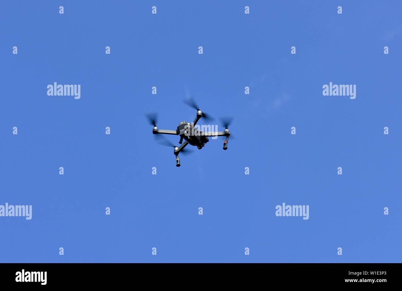 Sky drone hi-res stock photography and images - Alamy
