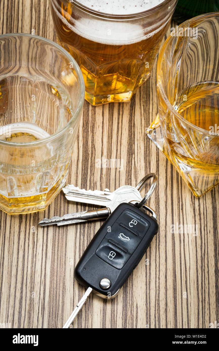 Alcohol and car keys Stock Photo - Alamy