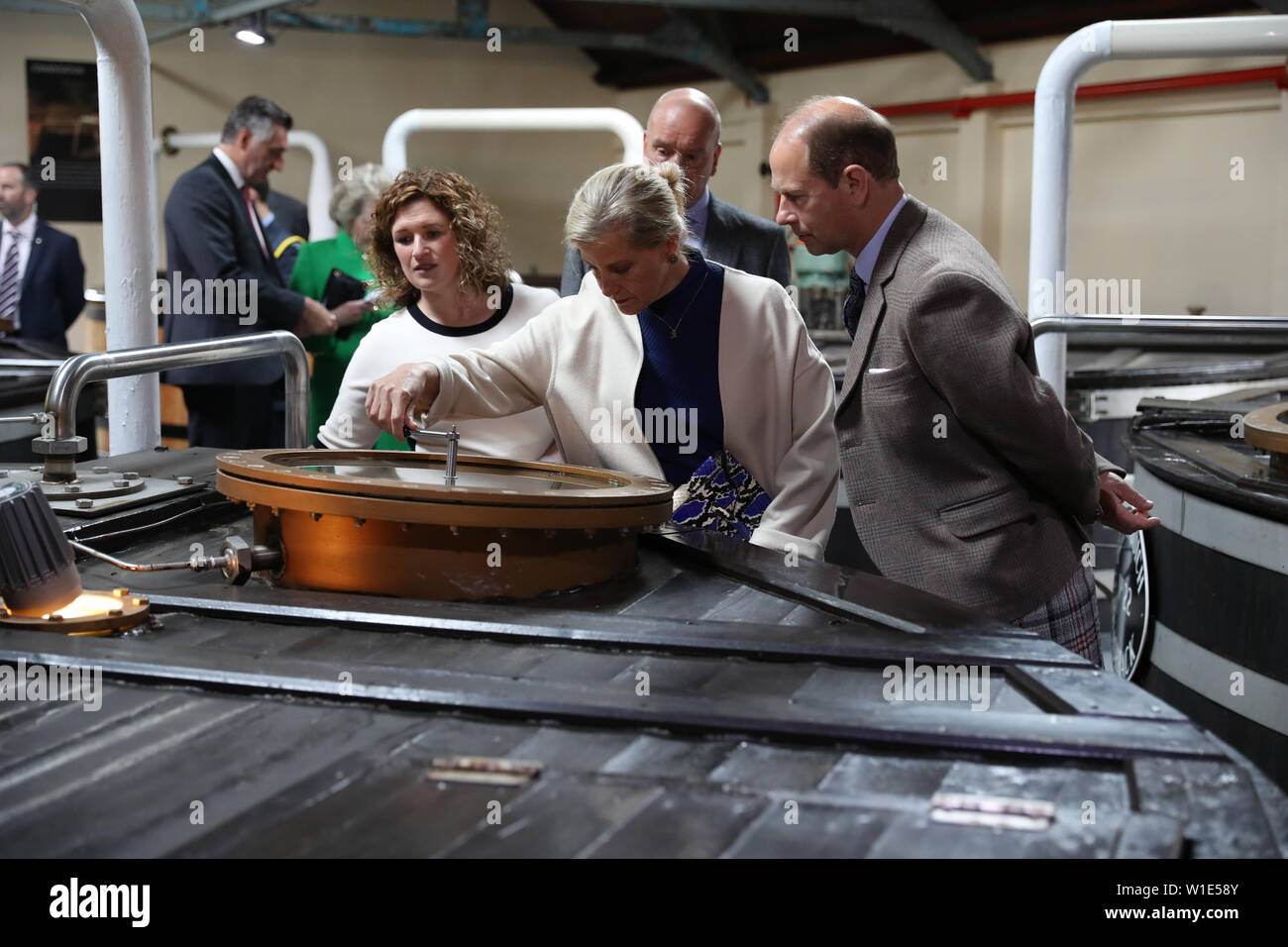 Royal visit whisky hi-res stock photography and images - Alamy