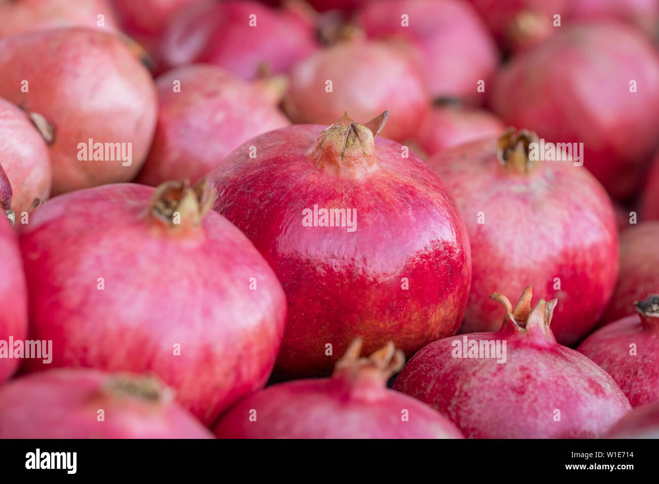 Pomegranates background hi-res stock photography and images - Alamy