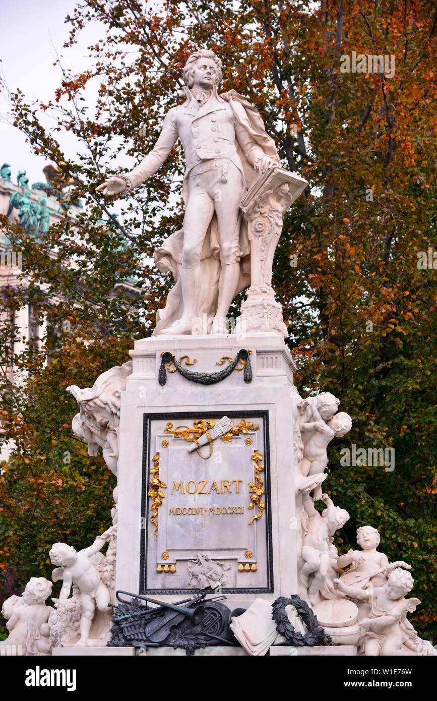 Mozart grave hi-res stock photography and images - Alamy