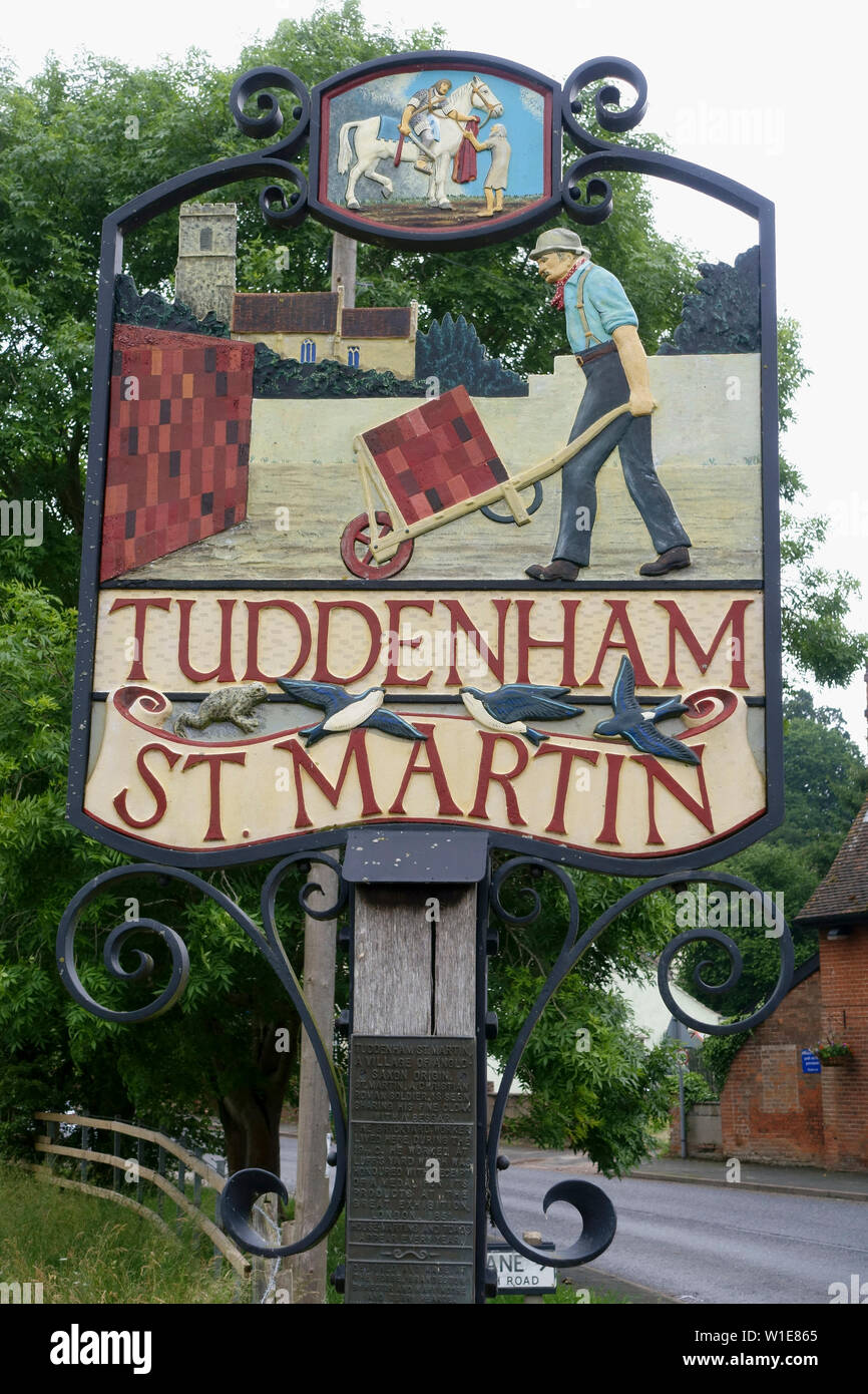 Anglo saxon village hi-res stock photography and images - Alamy