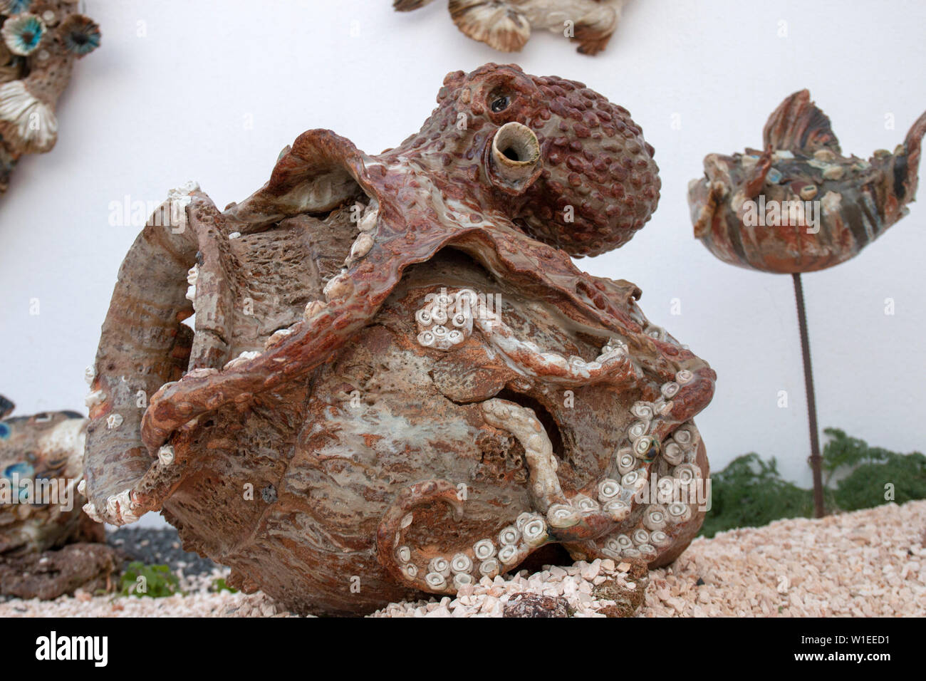 Ocean themed sculpture hi-res stock photography and images - Alamy