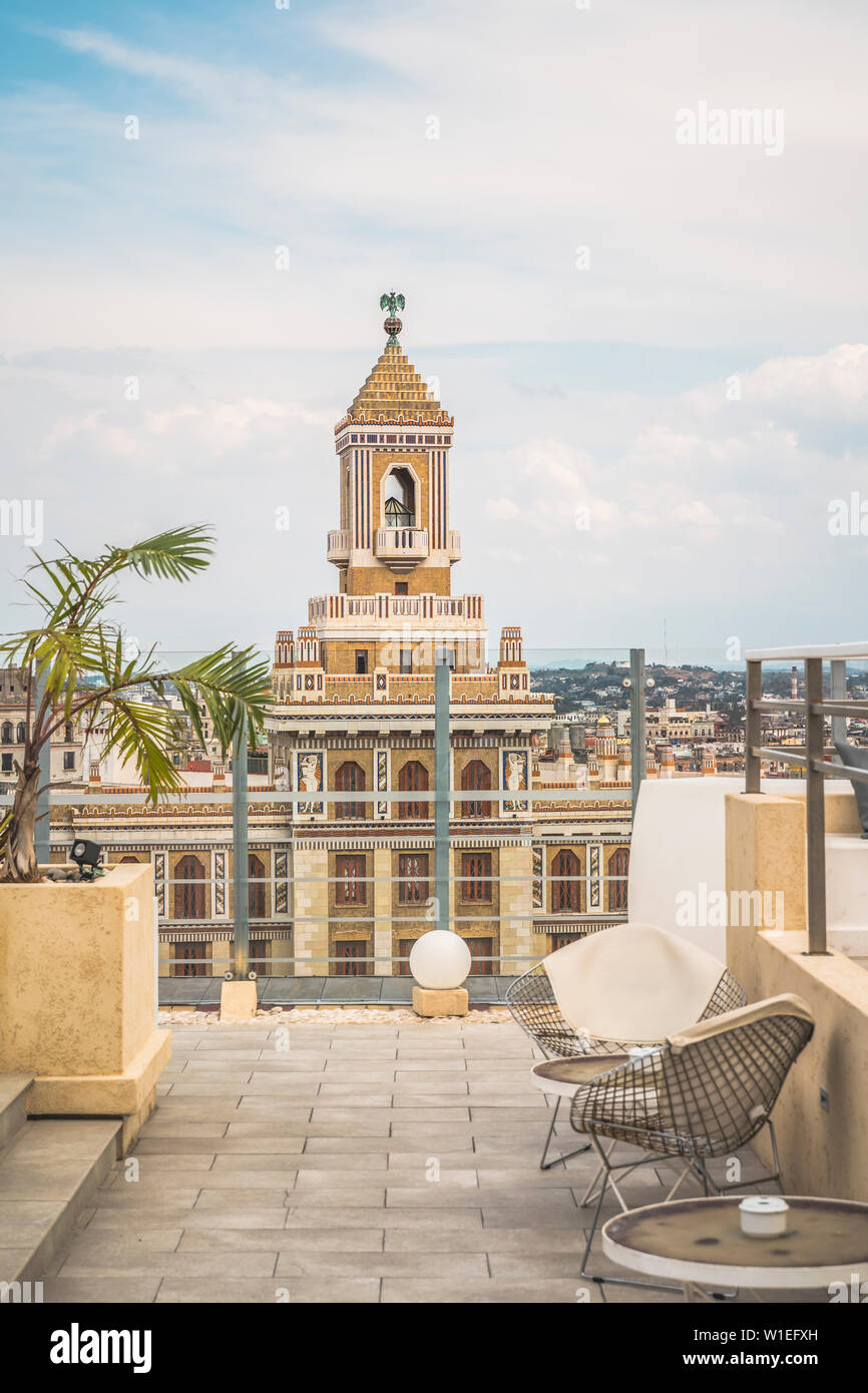 Bacardi building, La Habana (Havana), Cuba, West Indies, Caribbean ...
