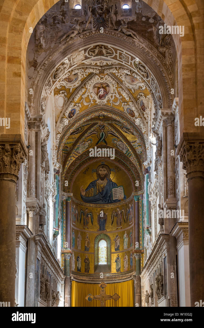 Interior of the Cathedral of Cefalu, UNESCO World Heritage Site, Sicily ...
