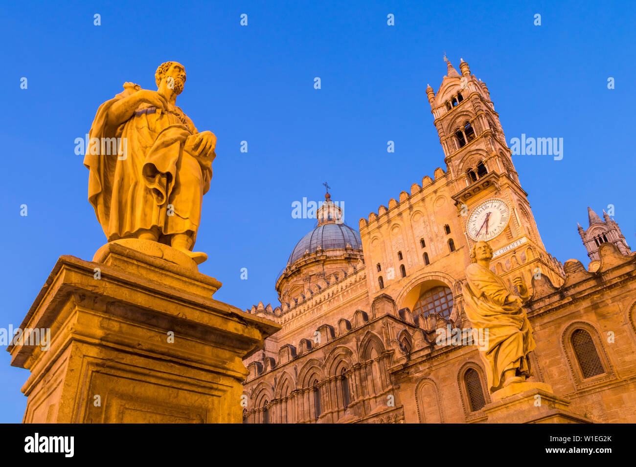 Unesco world heritage sites palermo hi-res stock photography and images ...