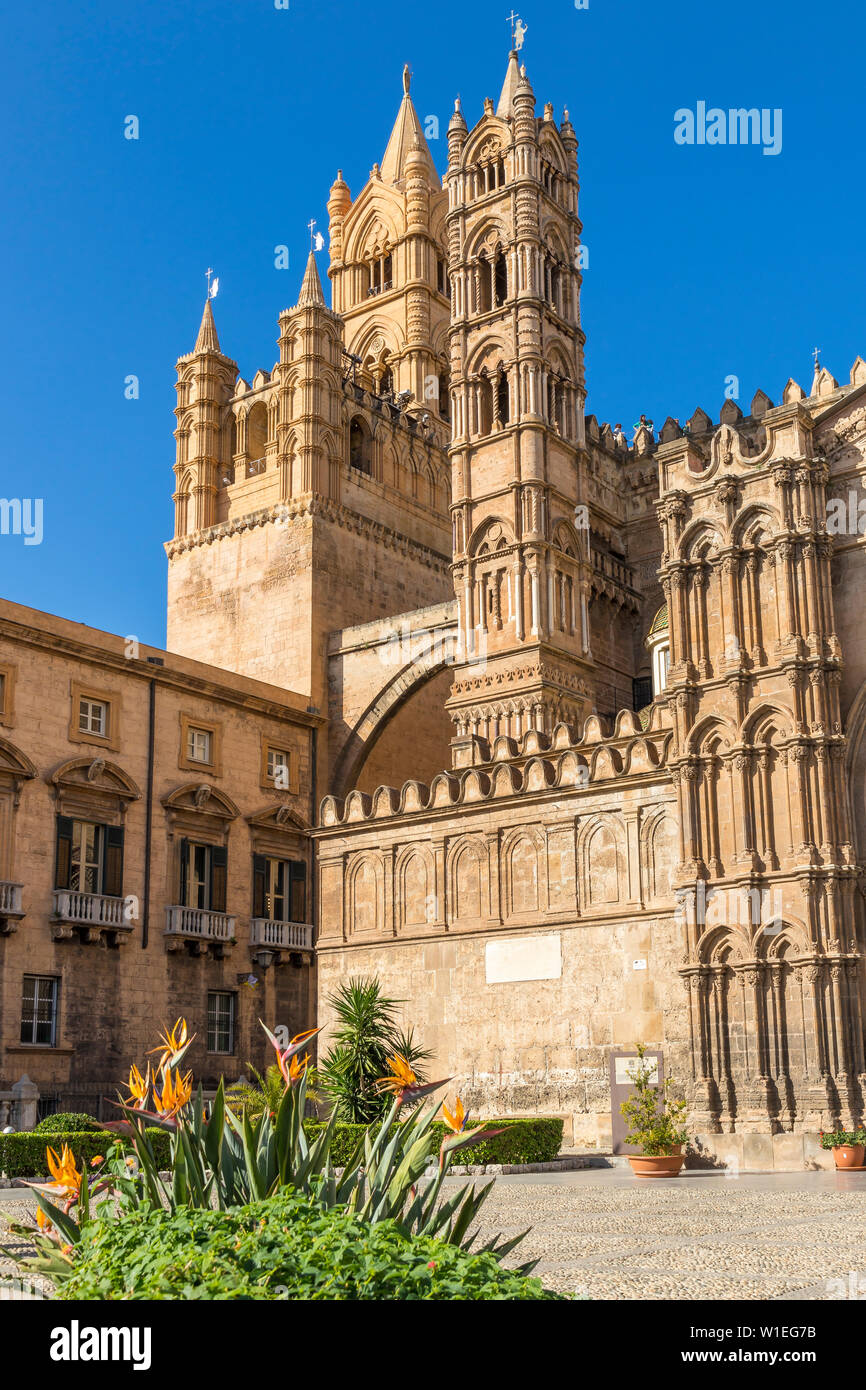 City of palermo cultural heritage hi-res stock photography and images ...