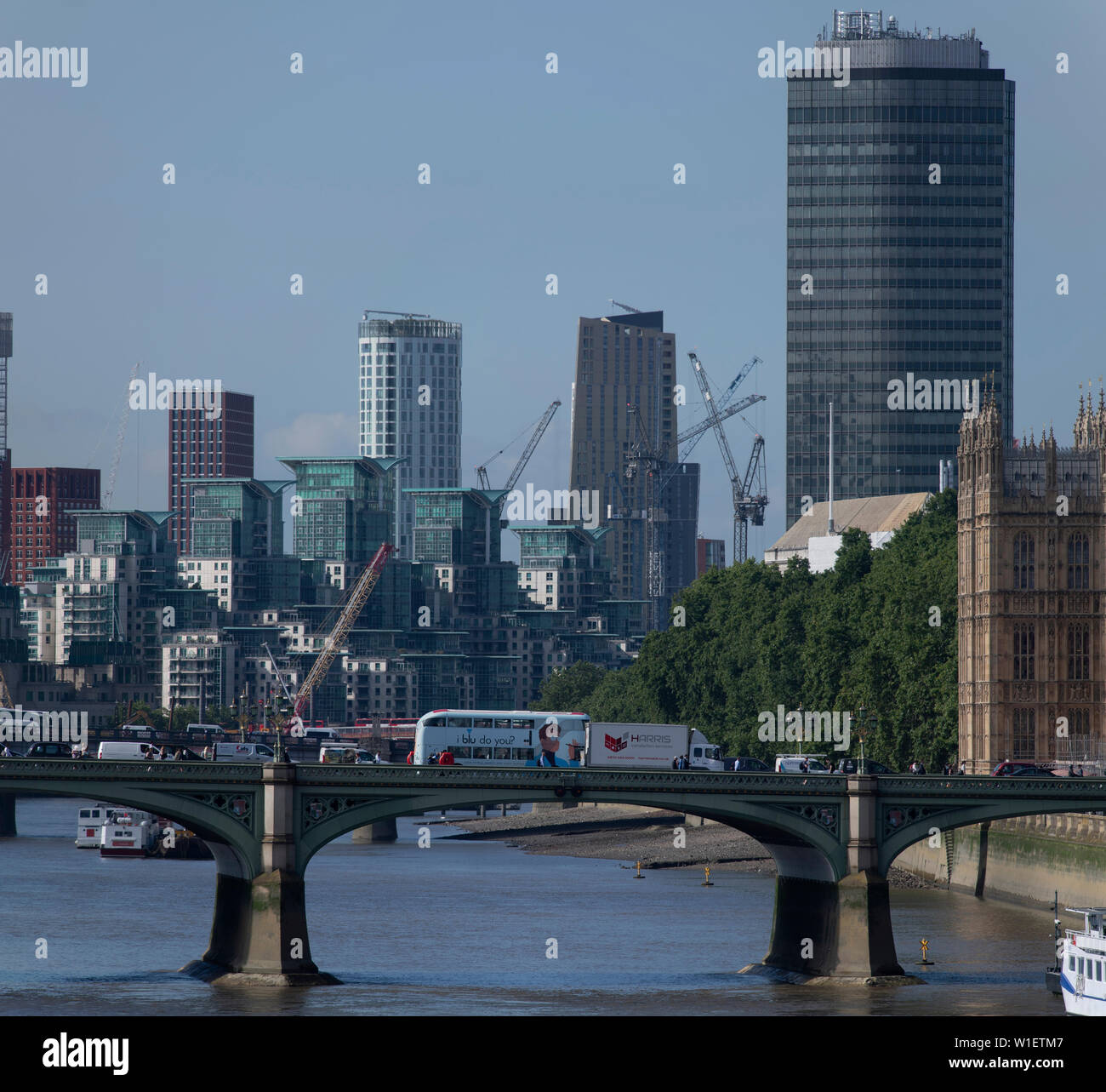 High rise buildings in background at battersea hi-res stock photography ...