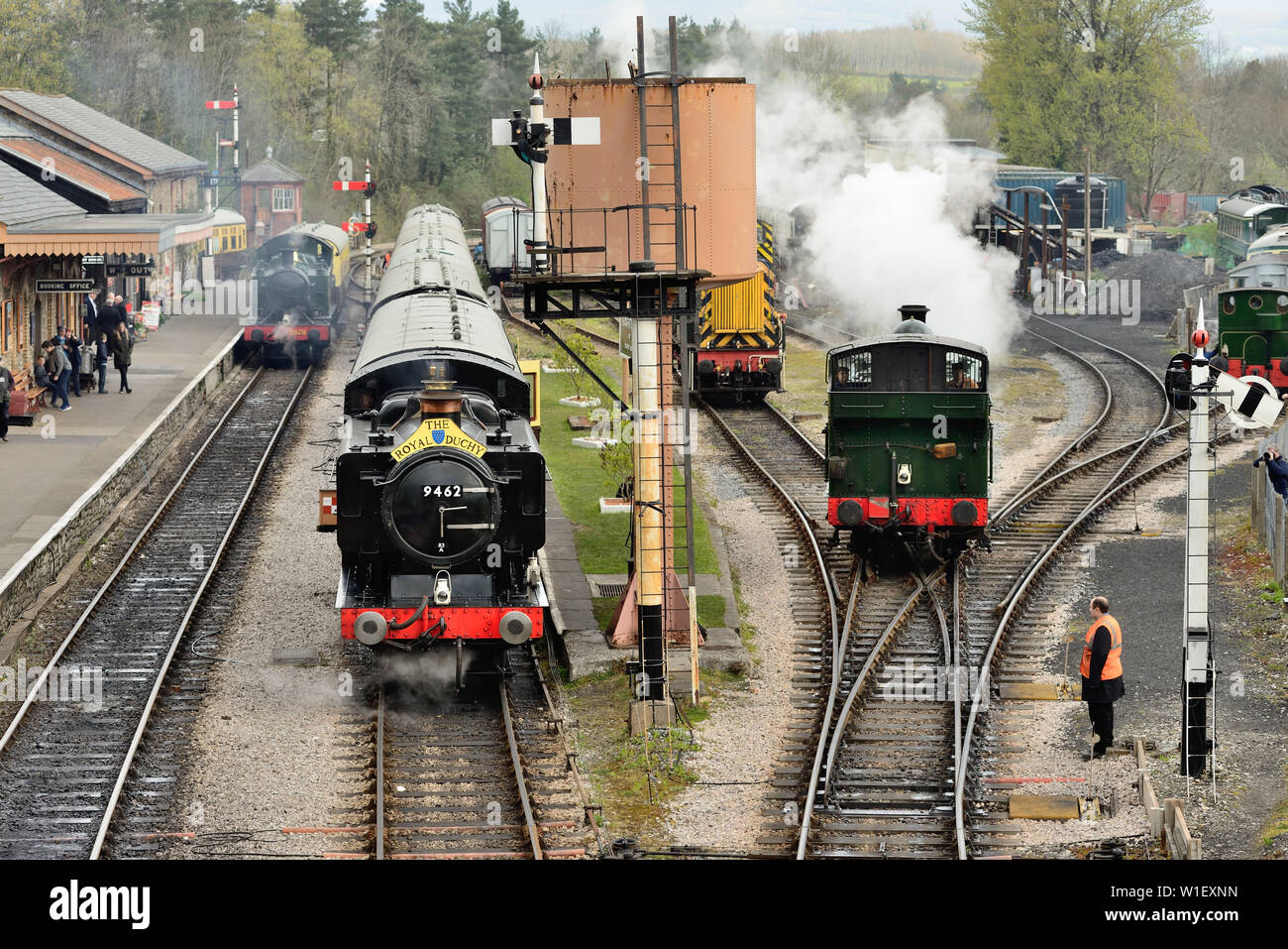 GWR Class 9400 pannier tank No 9466 at Buckfastleigh during the South ...