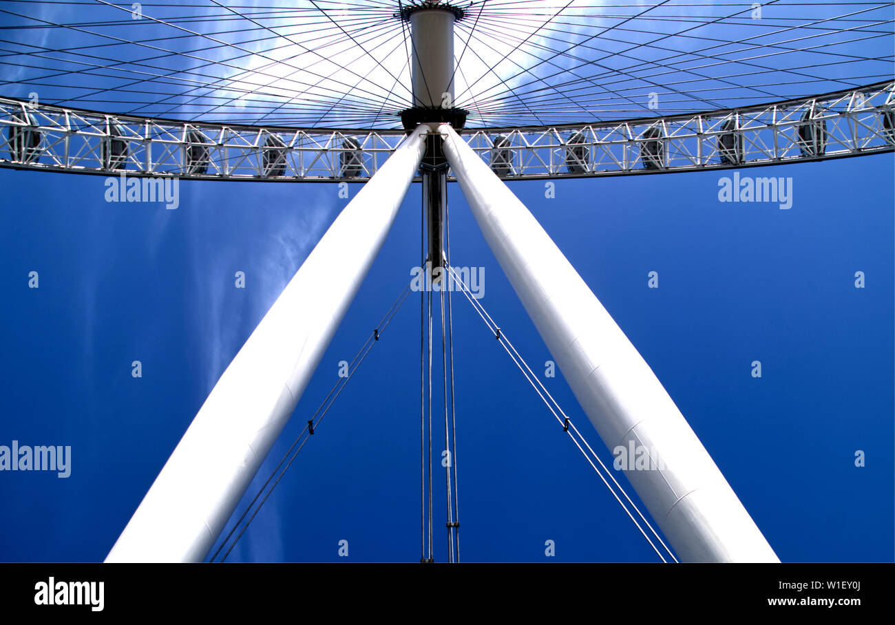 Tallest pole hi-res stock photography and images - Alamy