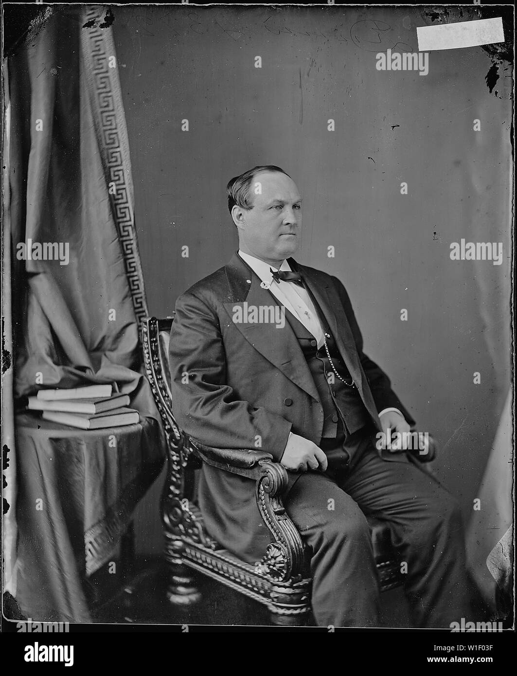 Dennis george r hi-res stock photography and images - Alamy