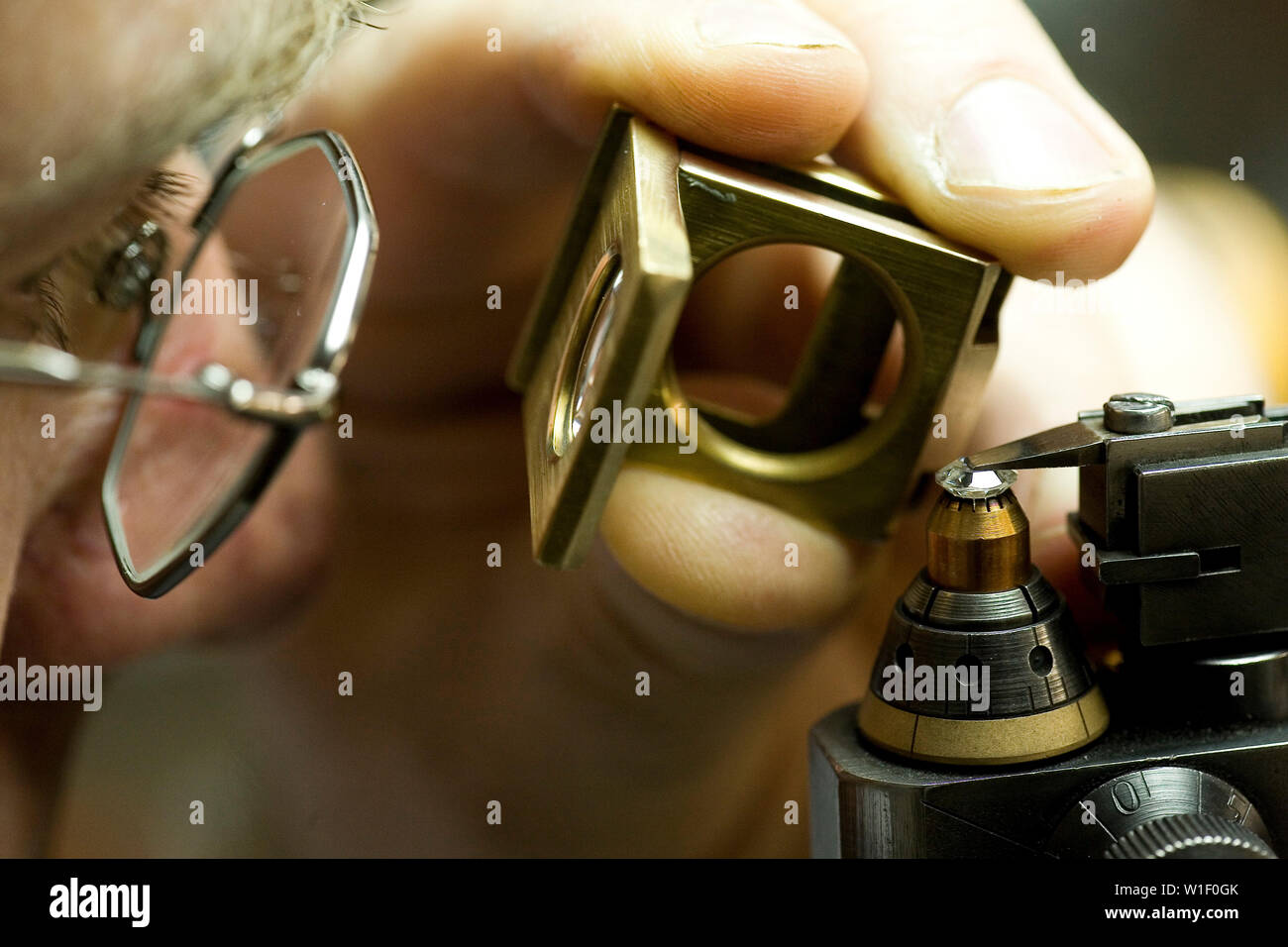 Belgium diamond cut hi-res stock photography and images - Alamy