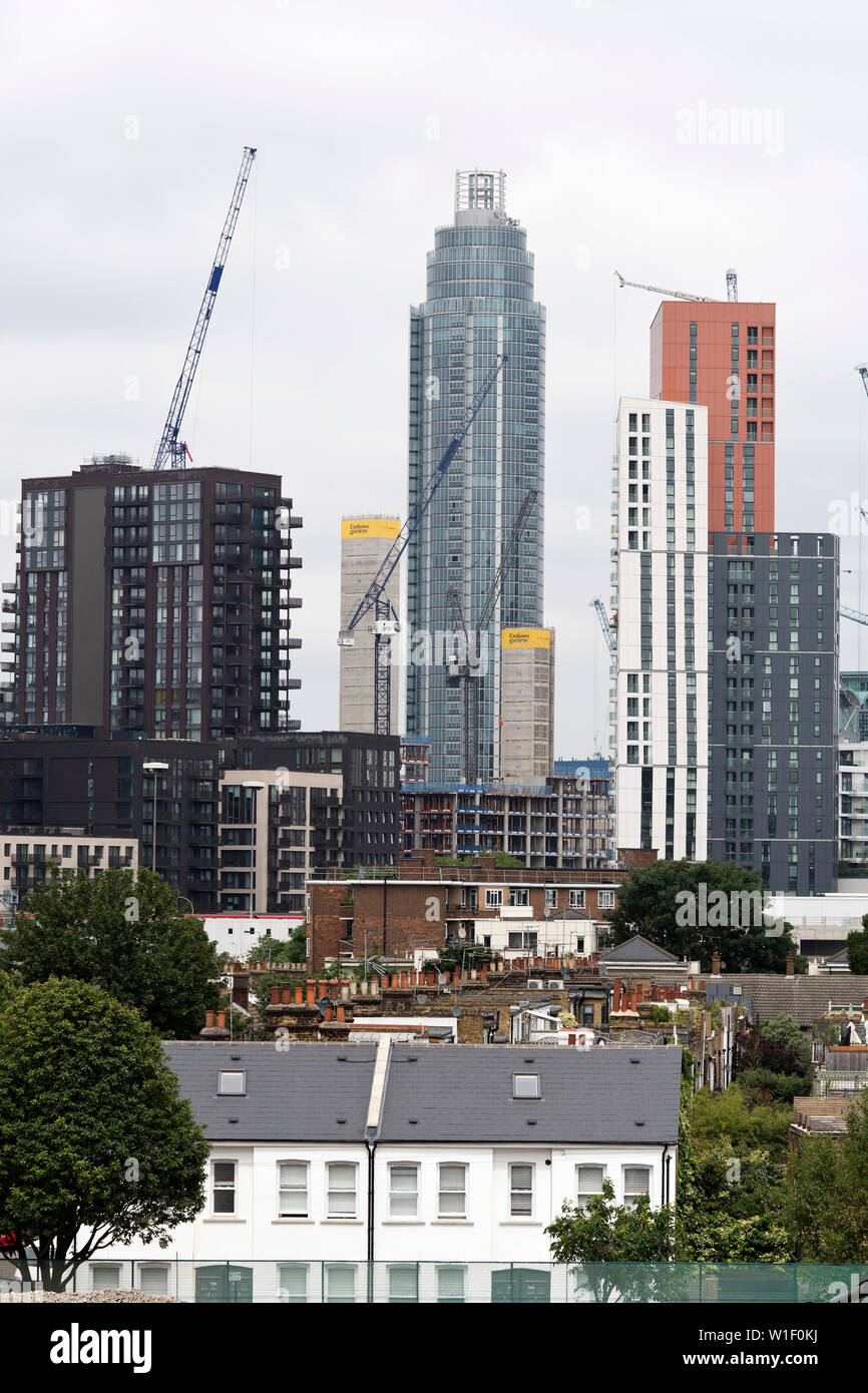 One nine elms city tower hi-res stock photography and images - Alamy