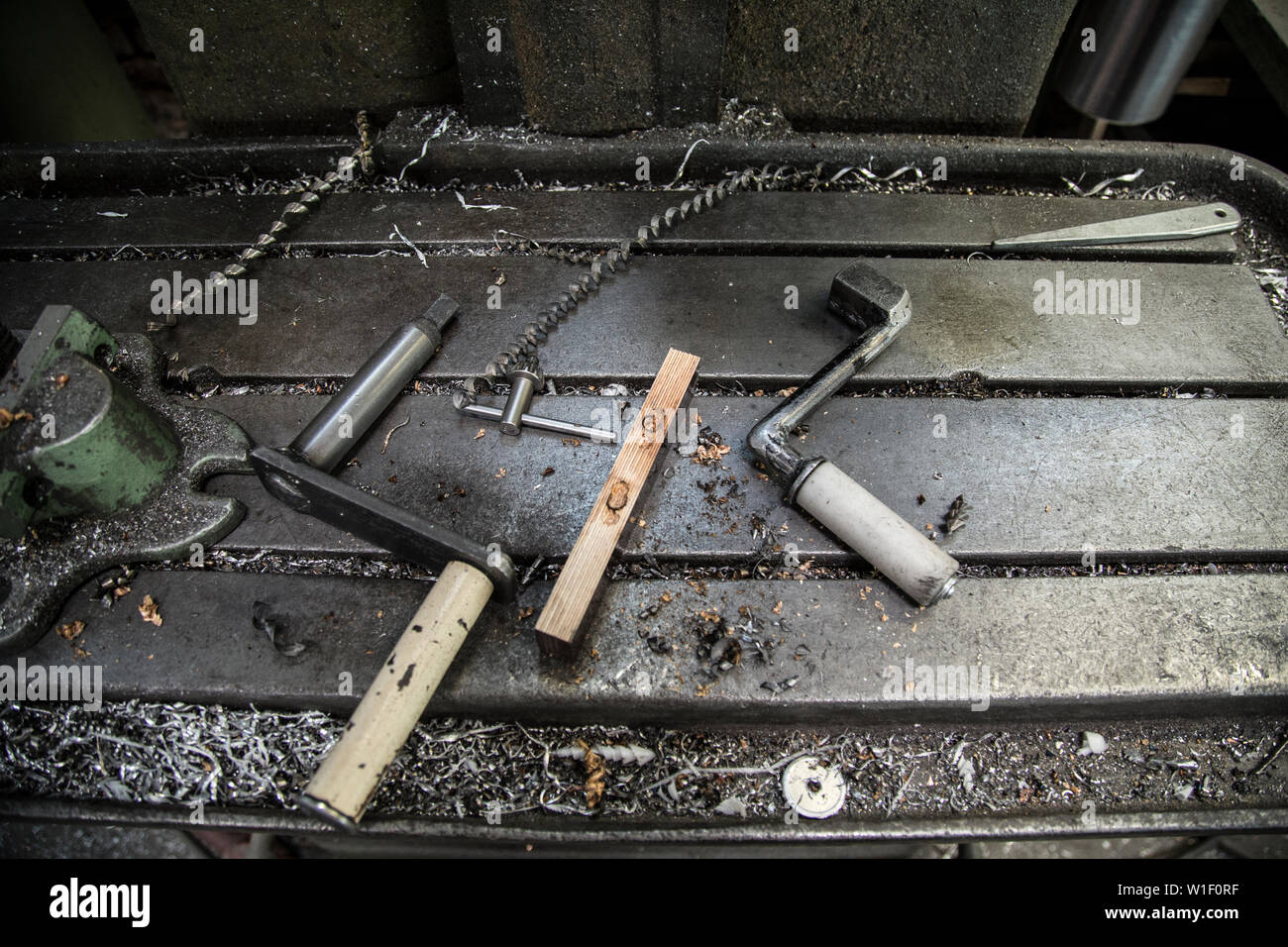 Steel tools hi-res stock photography and images - Alamy