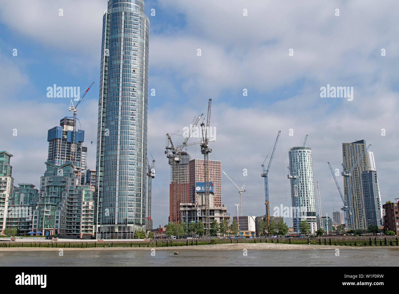 Nine Elms London Towers High Resolution Stock Photography and Images ...