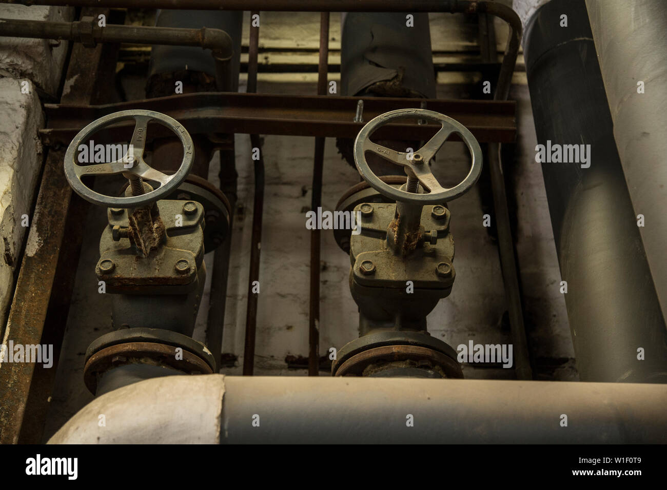 Building water industrial interior pipes hi-res stock photography and ...