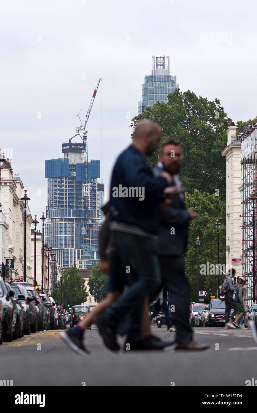 Damac tower london hi-res stock photography and images - Alamy