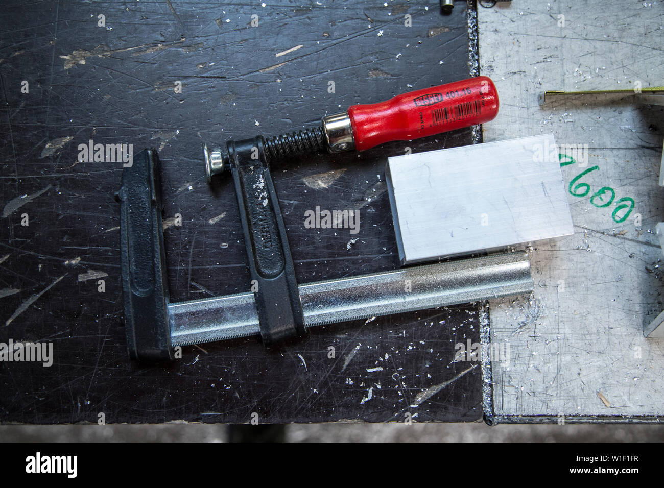 Tabel top hi-res stock photography and images - Alamy