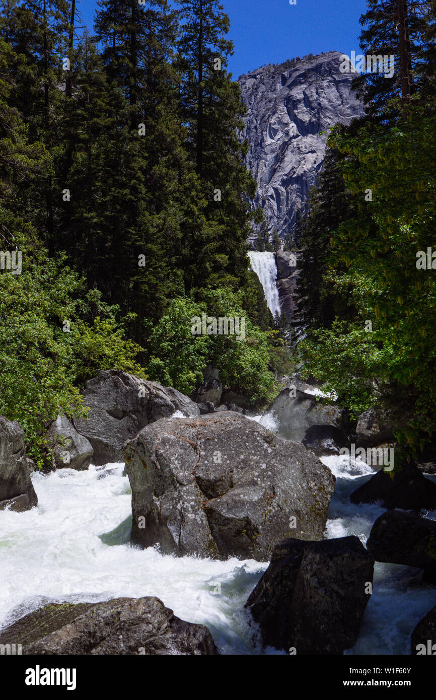 Bridge river yosemite national park hi-res stock photography and images ...