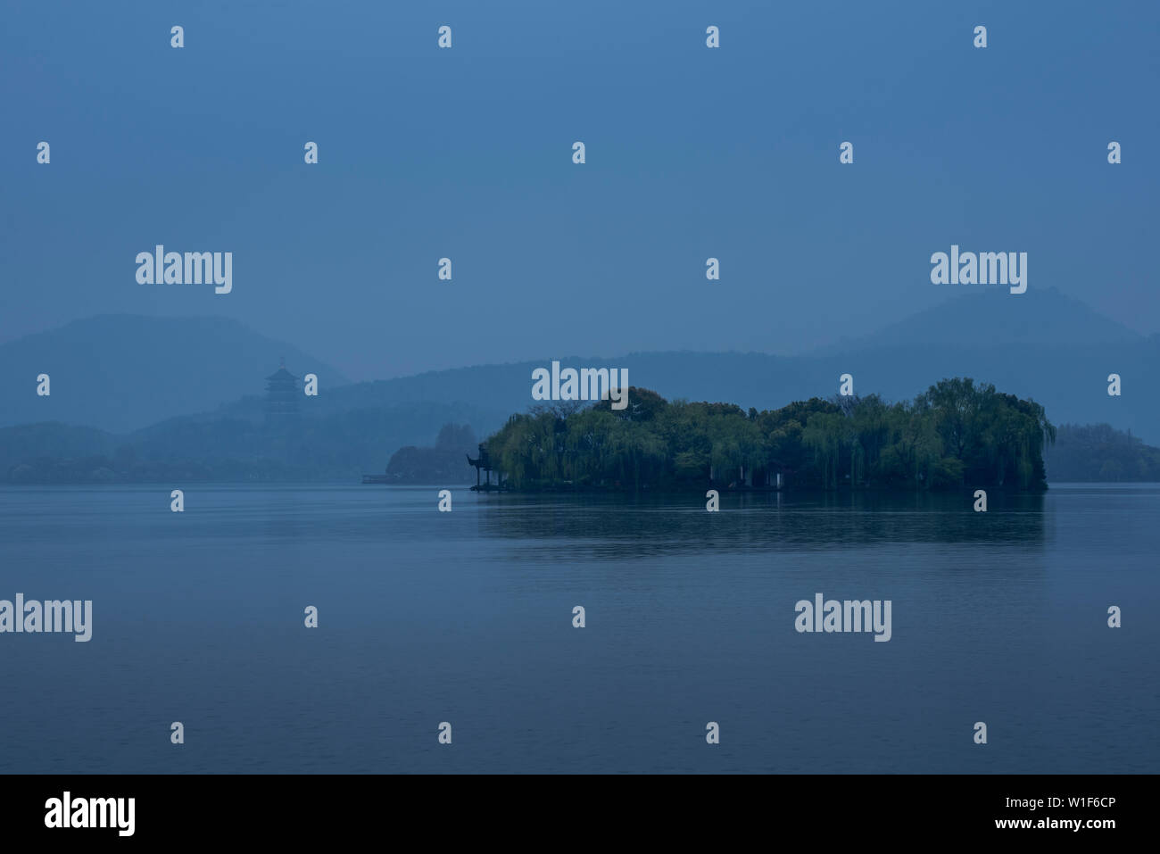 fog river landscape water reflection Stock Photo - Alamy