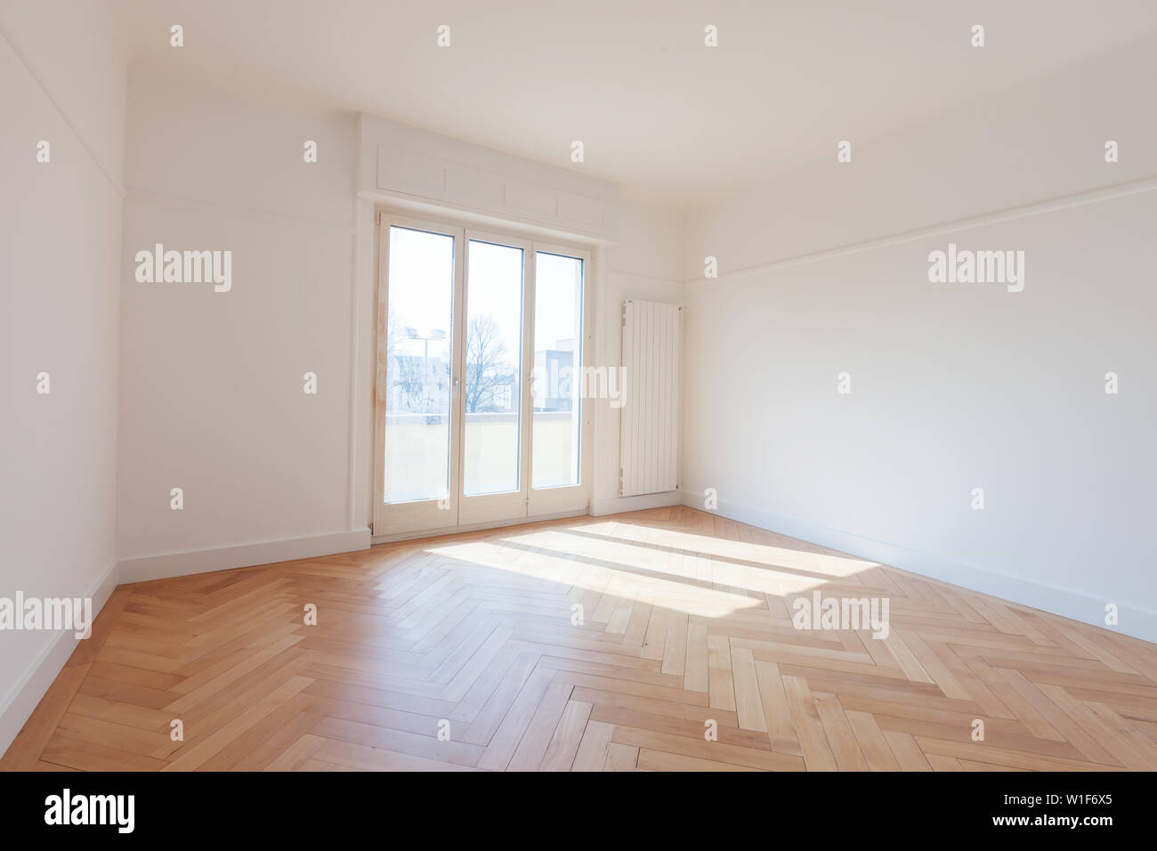 Empty interior room hi-res stock photography and images - Alamy