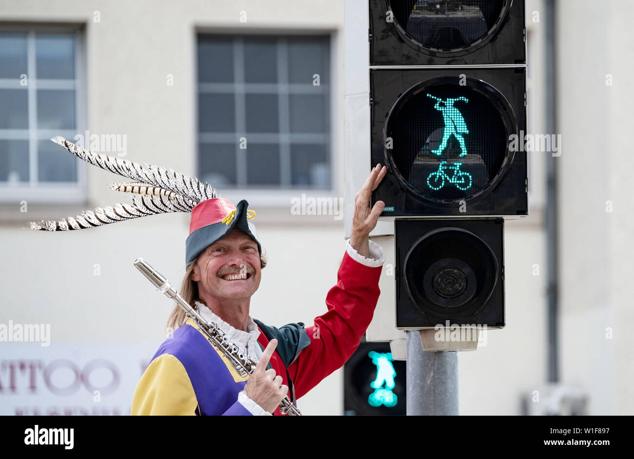 Kastanienwall hi-res stock photography and images - Alamy