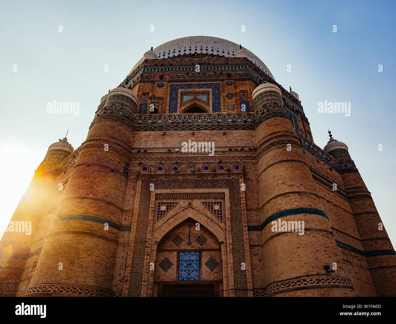 Baha-ud-din Zakariya (Persian: بہاؤ الدین زکریا‎‎) (1170-1267), also ...