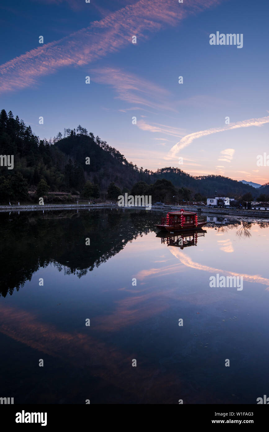 water travel landscape dawn reflection Stock Photo - Alamy
