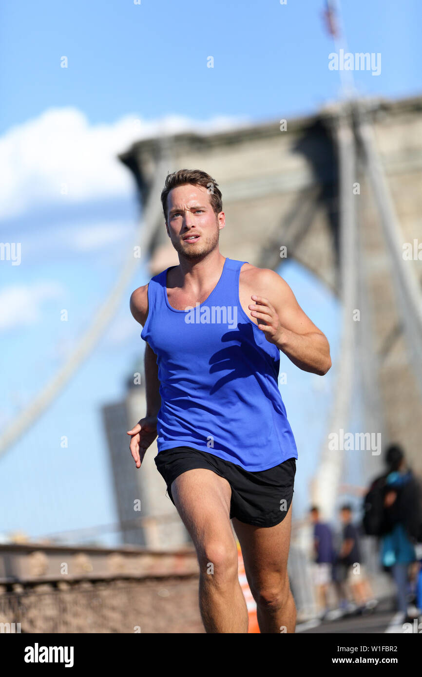 Fitness athlete hi-res stock photography and images - Alamy