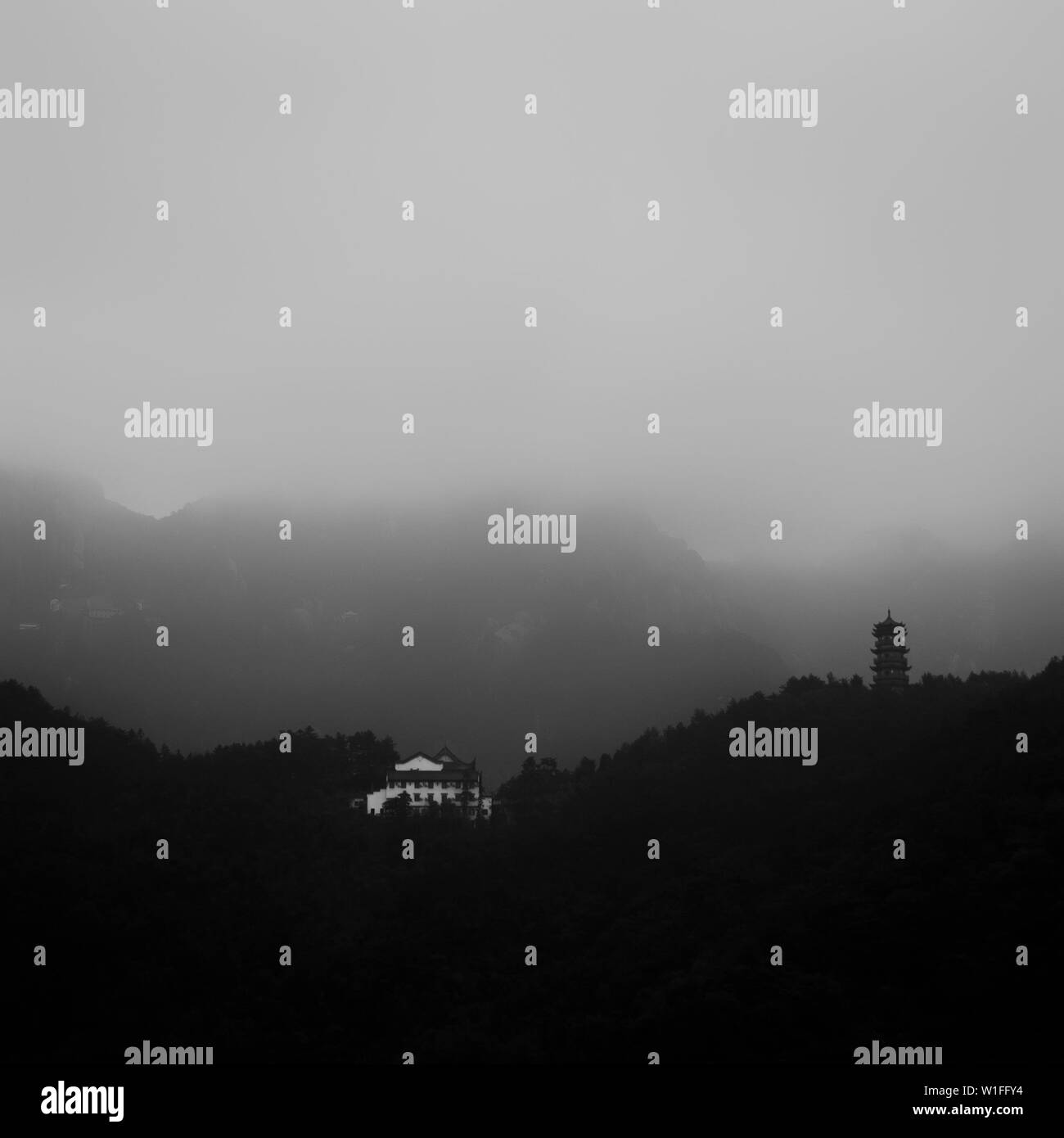 City mist Black and White Stock Photos & Images - Alamy