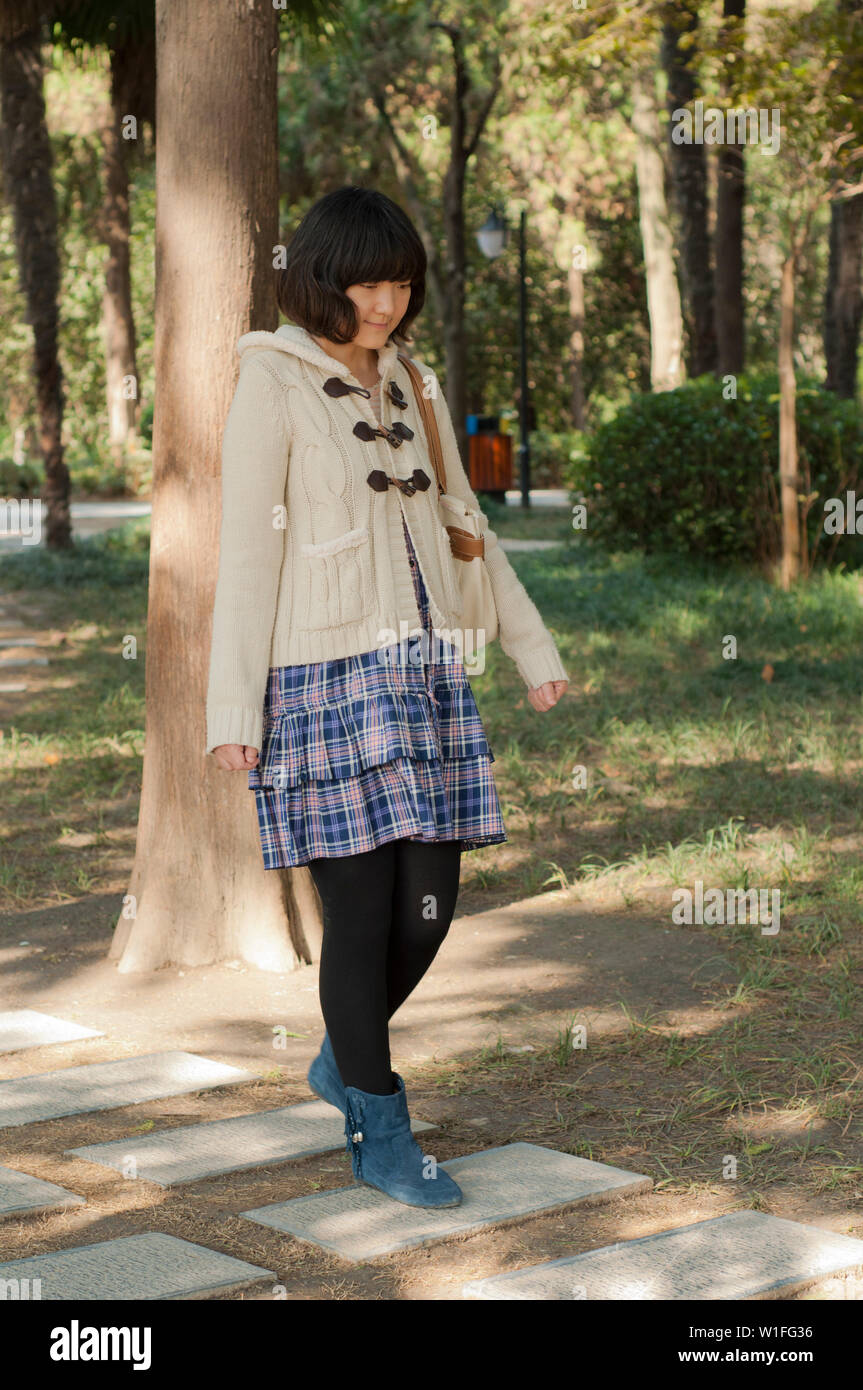 Fall people hi-res stock photography and images - Alamy