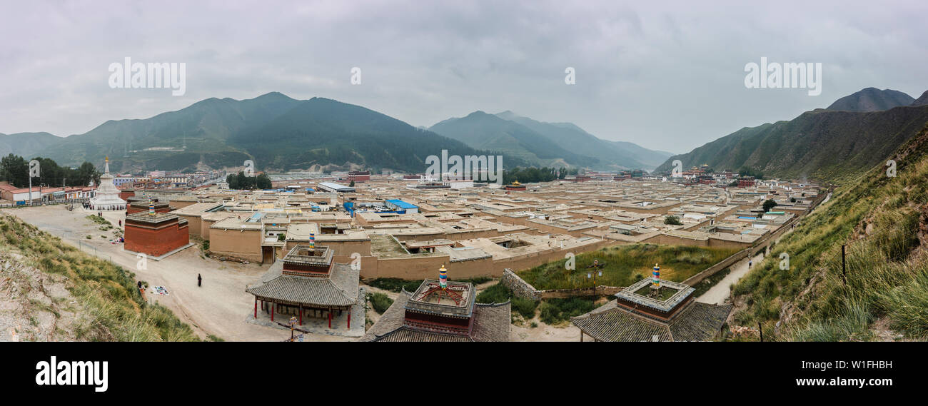 Labrang temple hi-res stock photography and images - Alamy