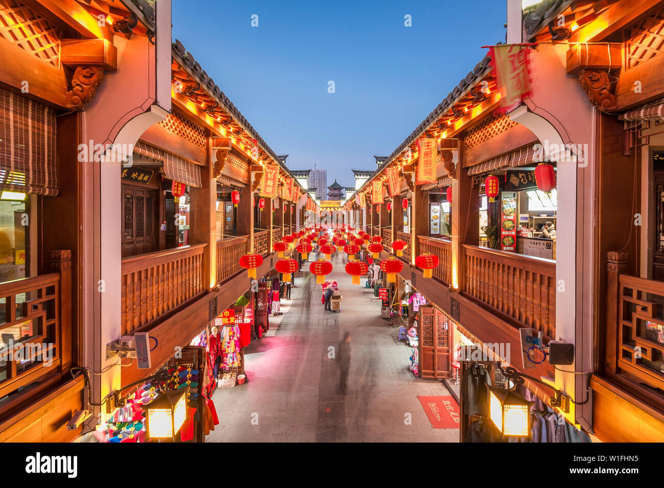 stock street tourism travel city Stock Photo - Alamy