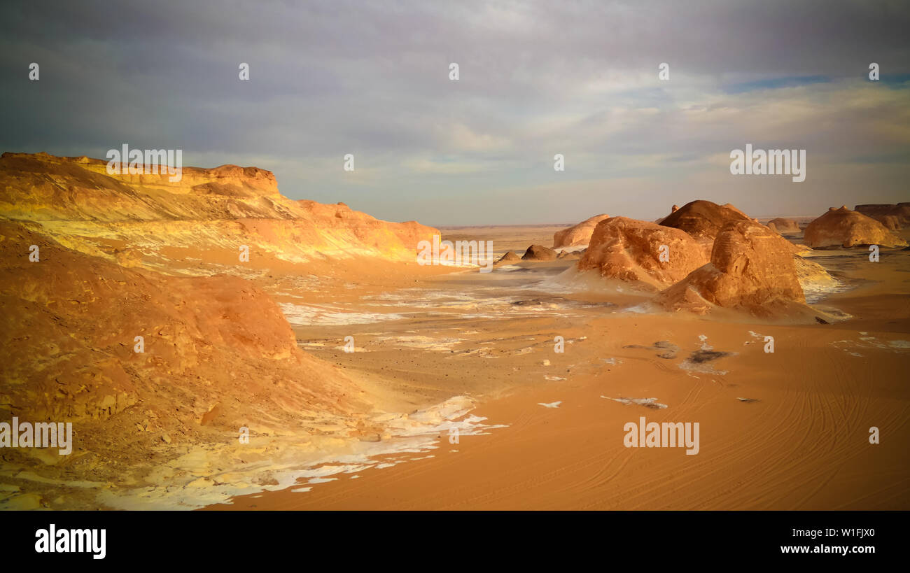 El agabat valley hi-res stock photography and images - Alamy